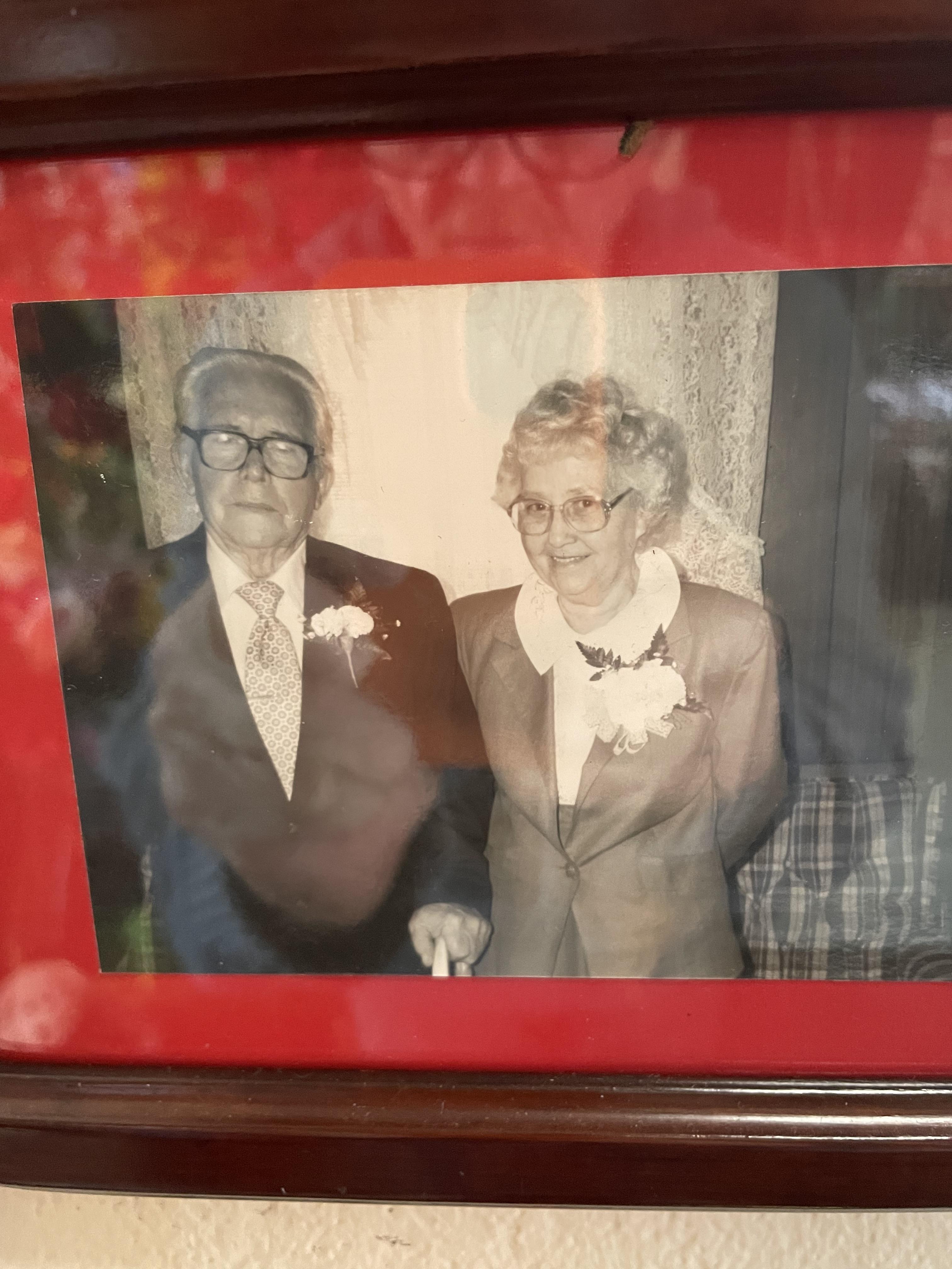 My mom and dad – HOME PAGE