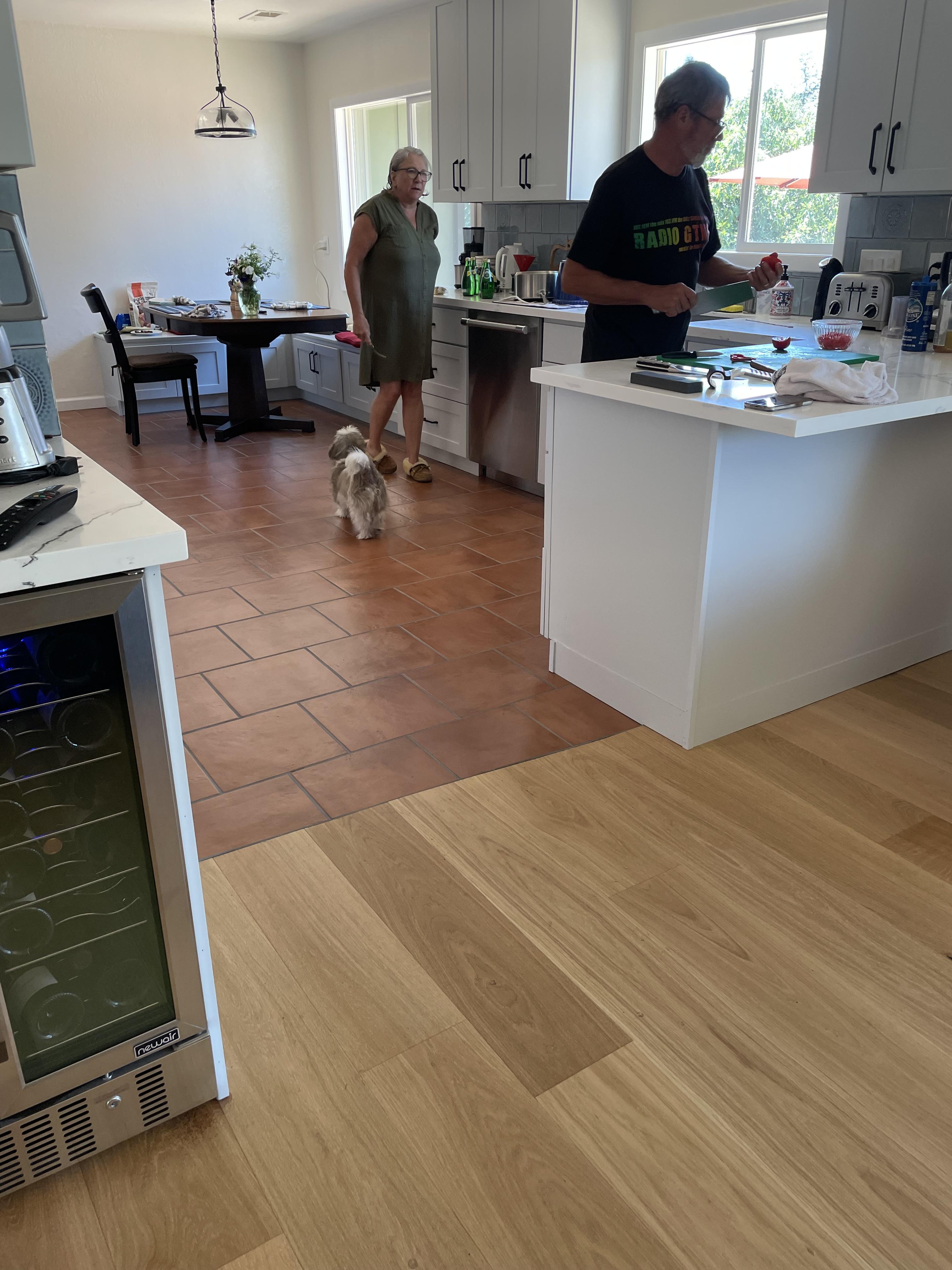 Skippy finds another kitchen – HOME PAGE