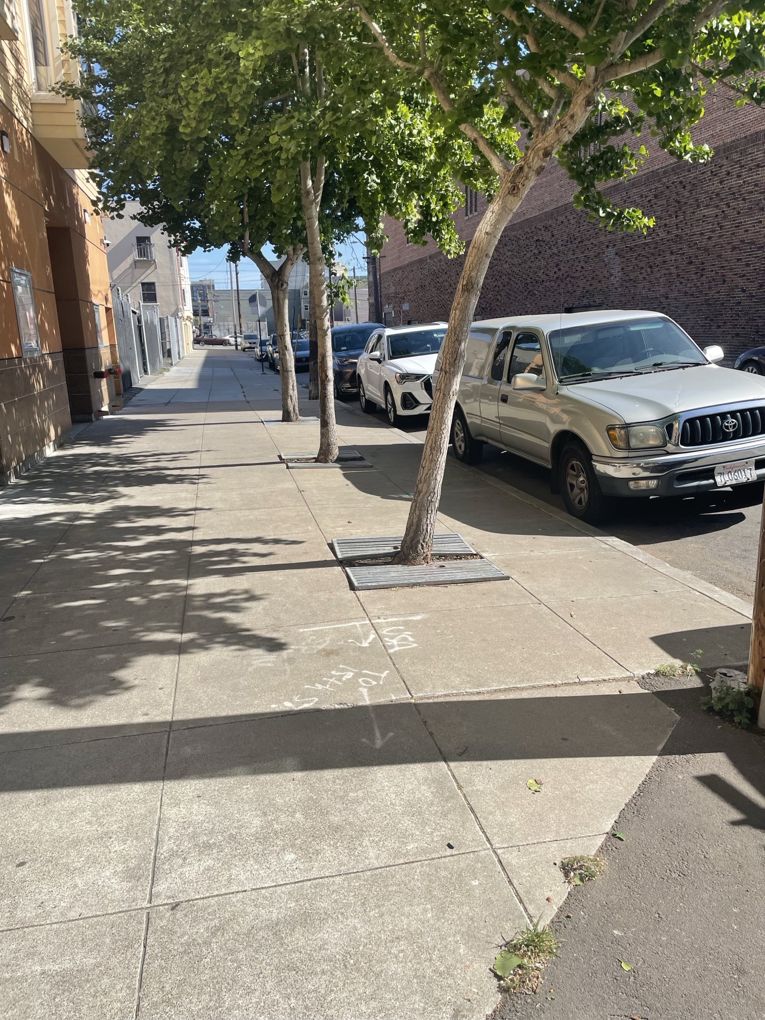 Another detail on Julian Street on May 29, 2025 at around 10 o’clock in ...